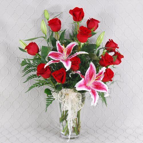 Roberts Floral & Gift - Bismarck Florist & Flower Delivery